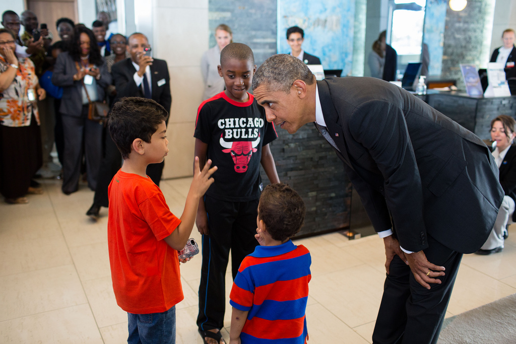Every Picture Of President Obama & Adorable Kids That You Need To See ...