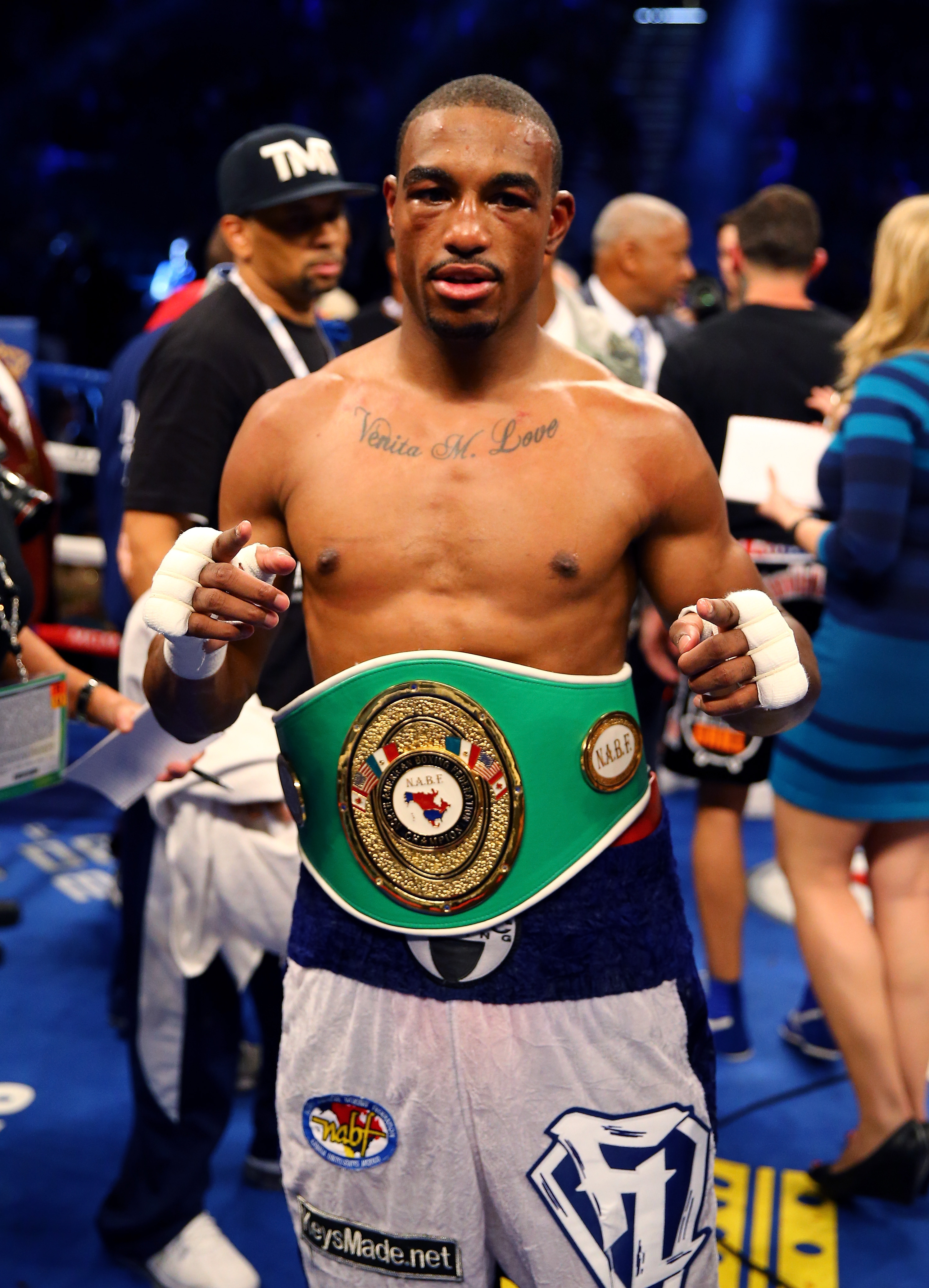 Middleweight Boxer J’Leon Love Talks Sparring With Floyd Mayweather ...