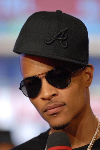30 Pictures Of T.I. In His Infamous Sideways Hat (PHOTOS) - Majic 102.1