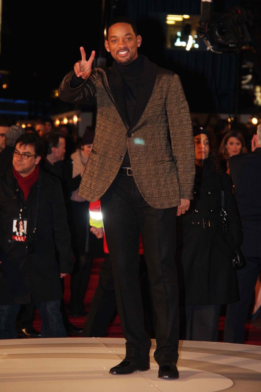 19 Times Will Smith’s Handsome Caught Our Eye (PHOTOS) - 93.9 WKYS