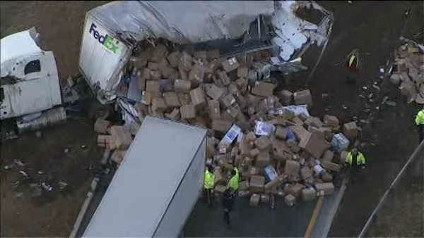 FedEx Crash Spills Holiday Packages Across Highway (PHOTO) | Global Grind