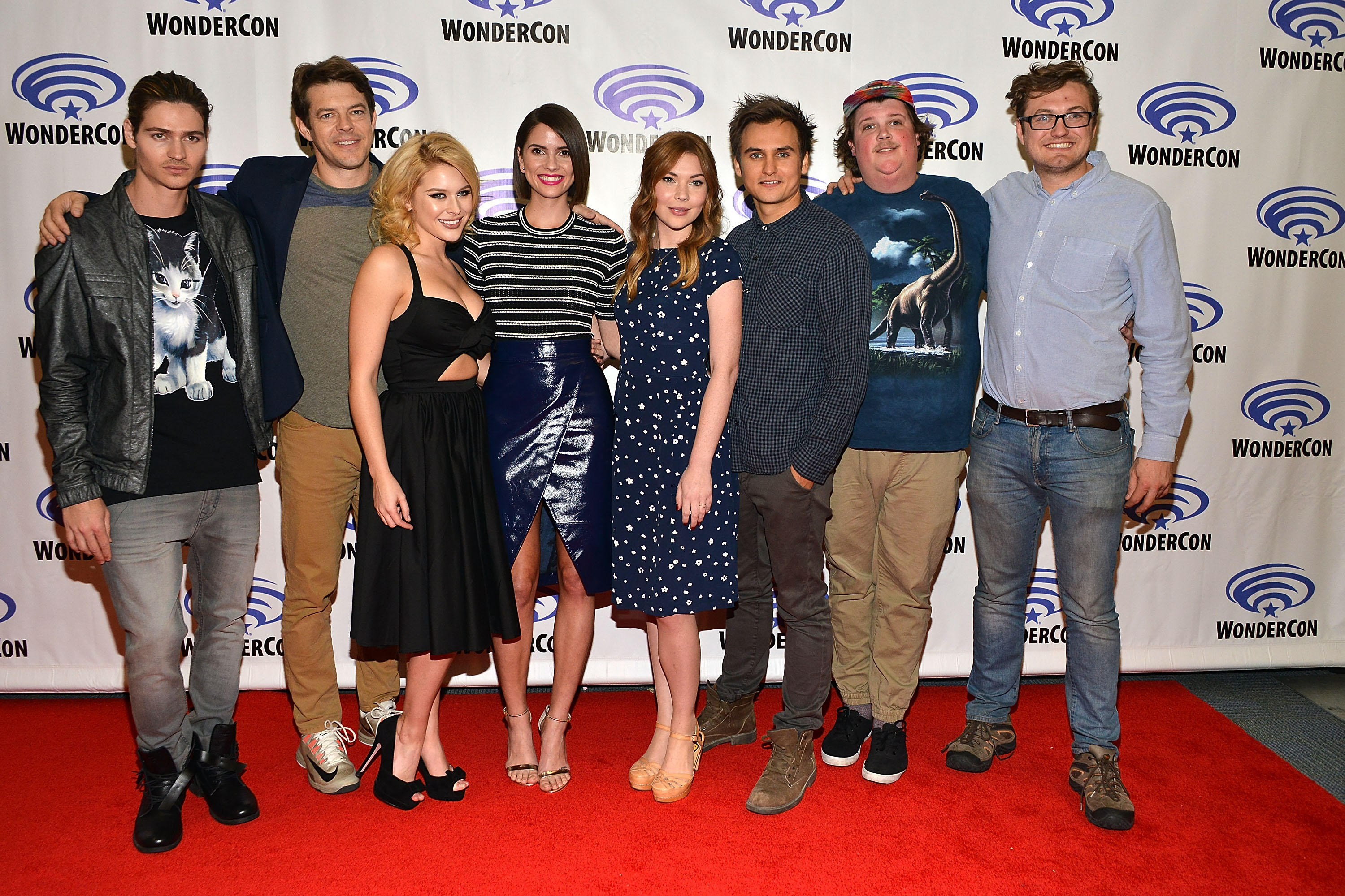 The Cast Of "Unfriended" Reveals Its Love For WorldStar, & More