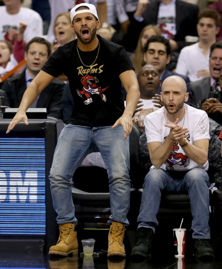 25 Of Drake's Best Courtside Fan Girl Moments - Global Grind
