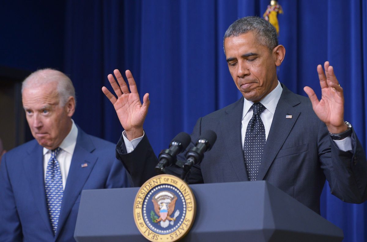 26 Pictures Of President Obama & VP Joe Biden Looking Like A Rap Duo ...