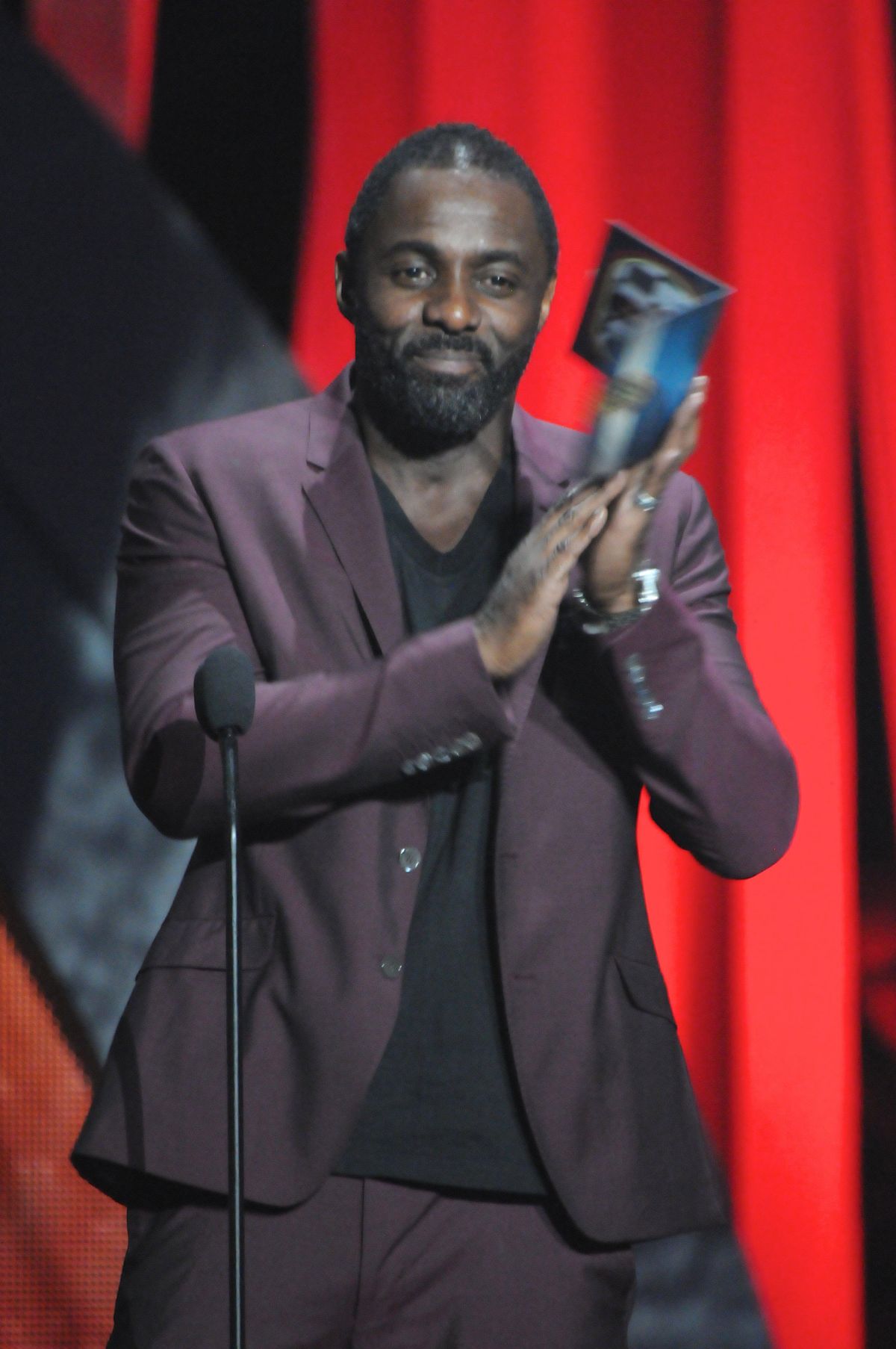 Concrete Catwalk: 15 Pictures That Prove Idris Elba Has The Style To ...