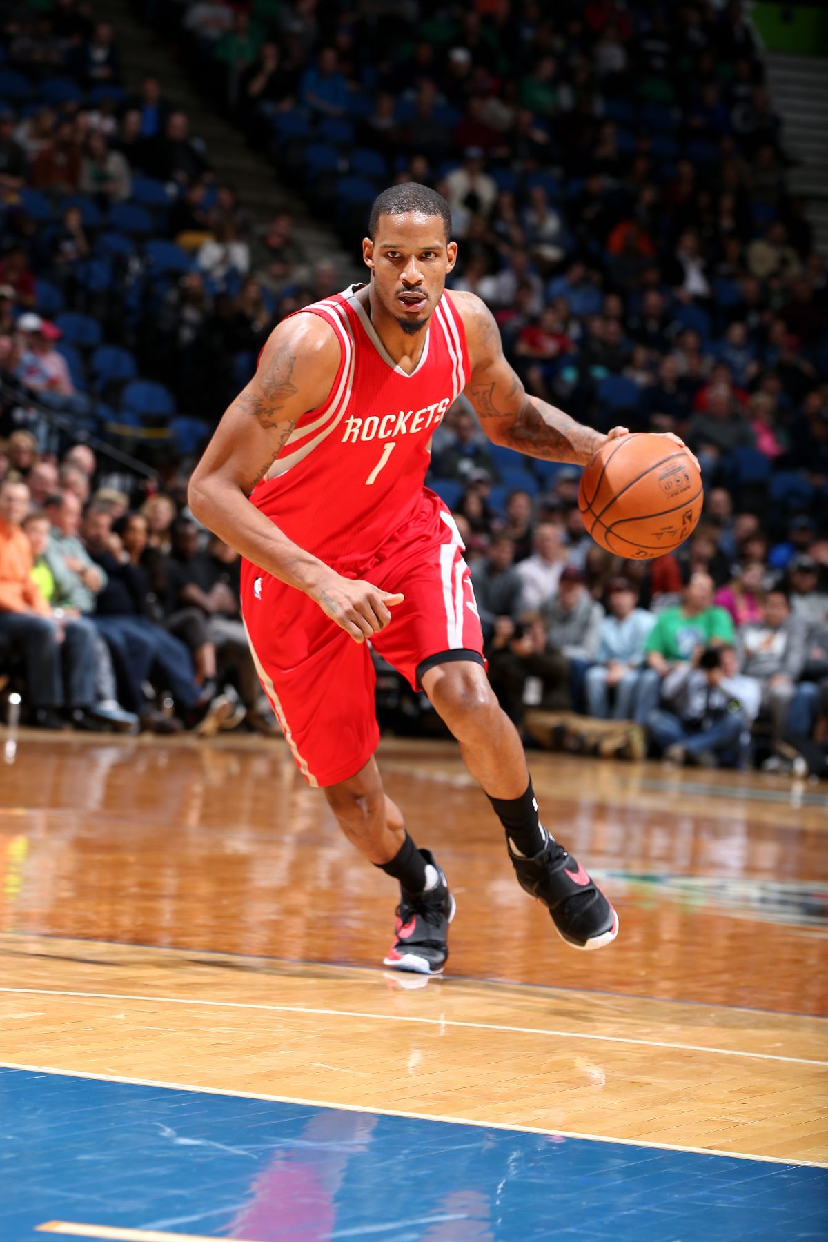 PHOTOS: Hottest Players Of The 2016 NBA Finals On & Off The Court