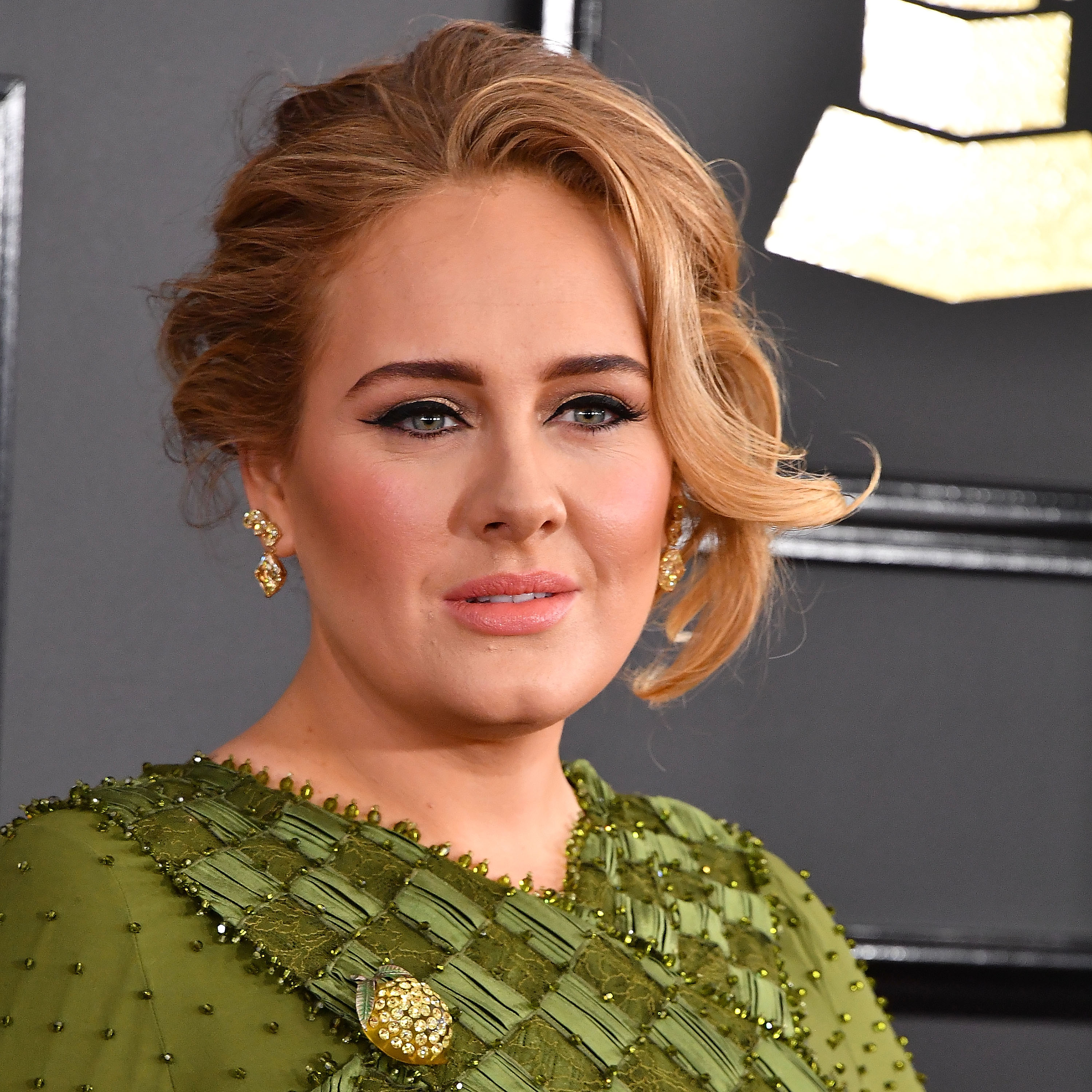 A Con Artist Couple Pose As Adele's Manager