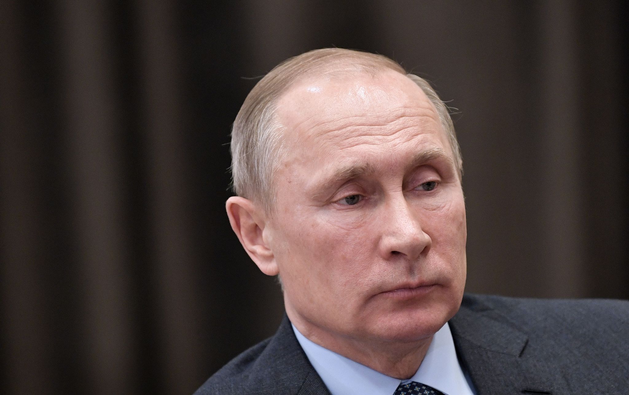 Russians Are Being Taught How To Smile For World Cup Visitors