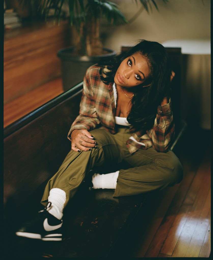 4 Interesting Facts About “Session 32” Beauty Summer Walker | Global Grind