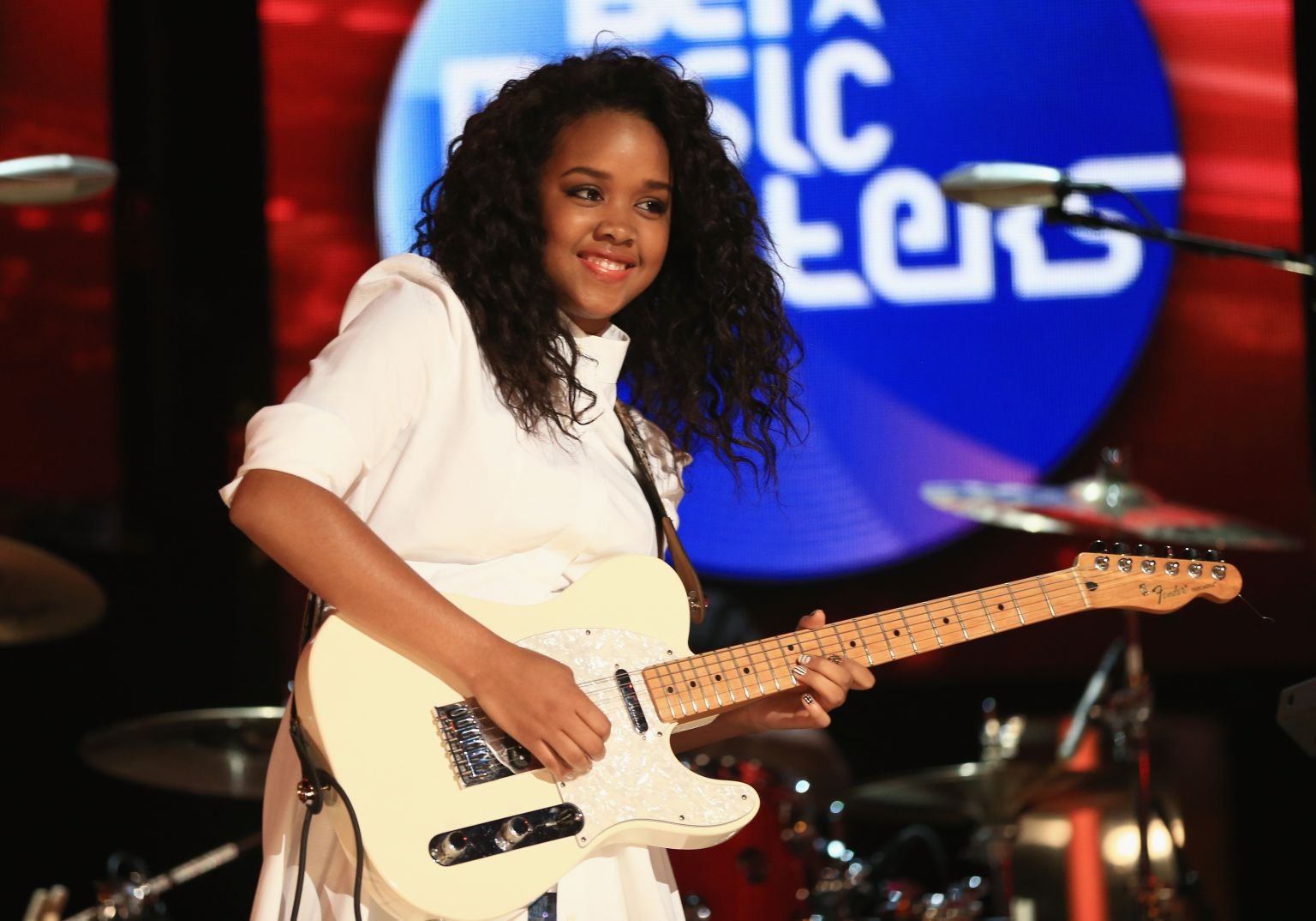 Rare Throwback Flicks Of H.E.R. Without Her Shades