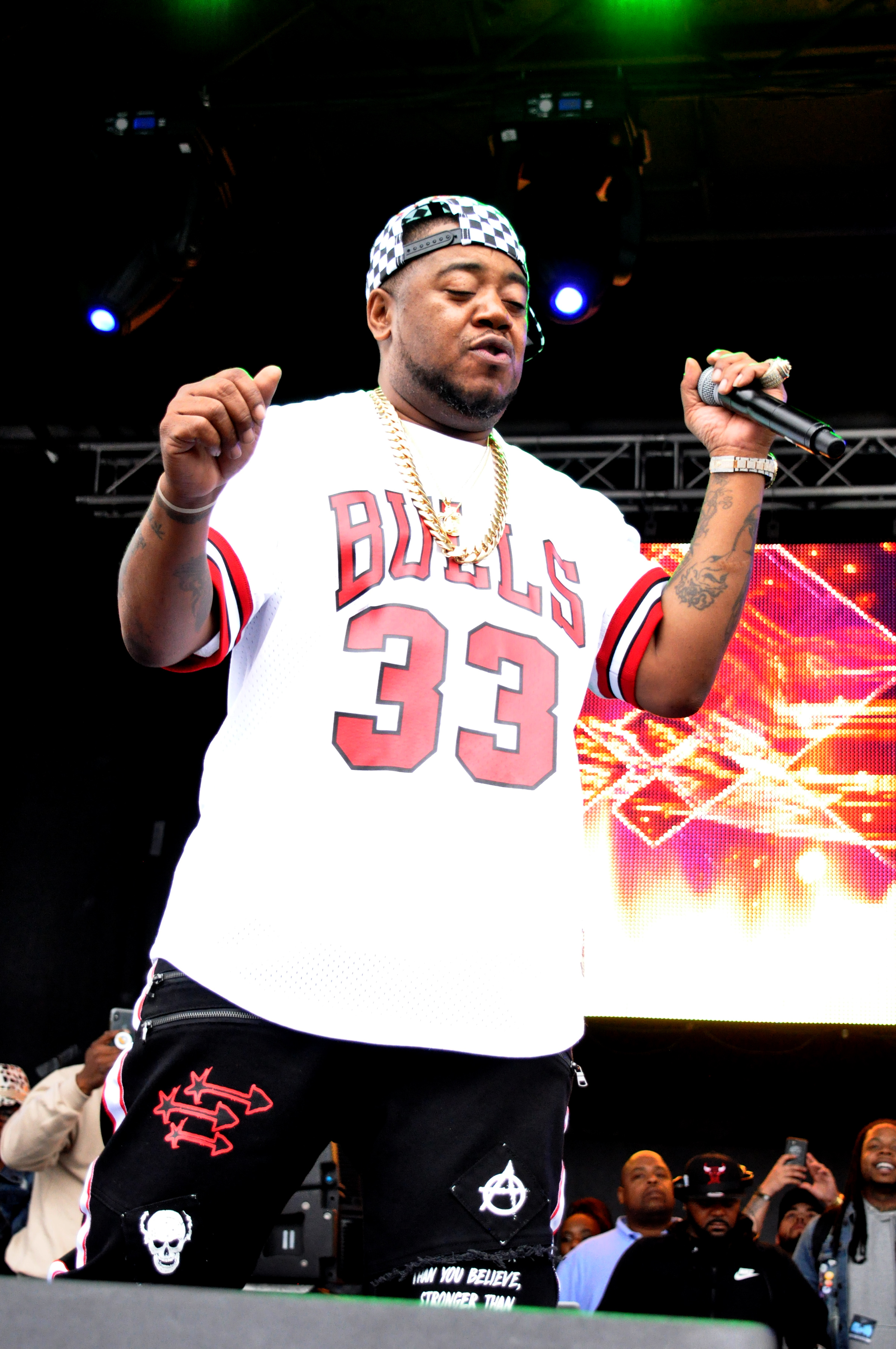 Sign Language Interpreter Miraculously Keeps Up With Rapper Twista