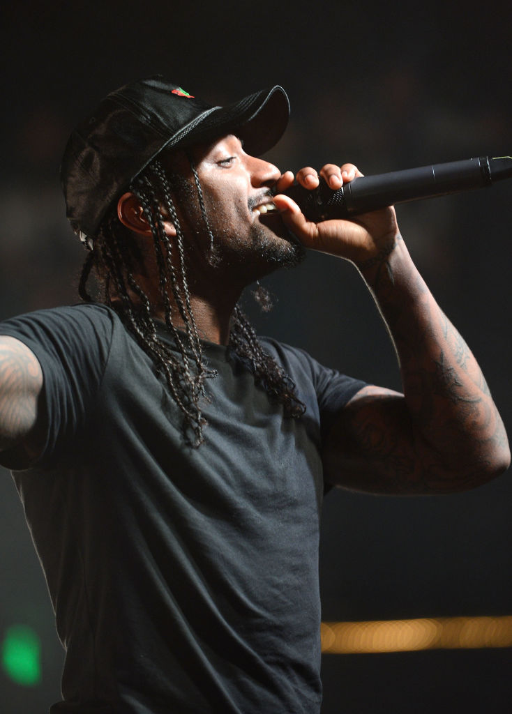 4 Soul-Snatching Lloyd Songs Women Love To Sing Along To