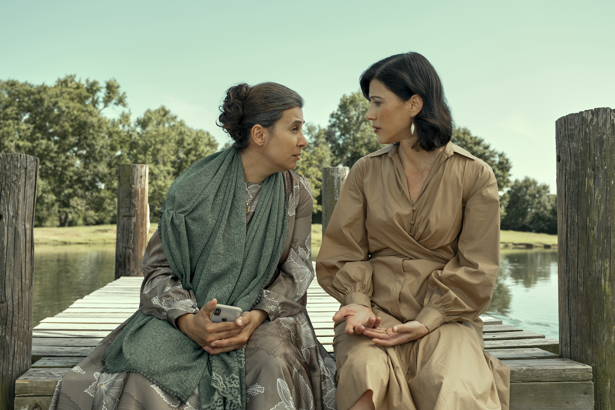 Netflix Announces 'Mo' S2 Premiere Date + First Look Photos